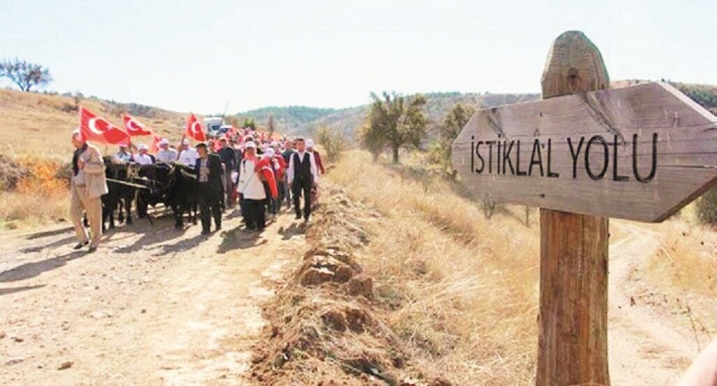 İSTİKLÂL YOLU YÜRÜYÜŞÜ